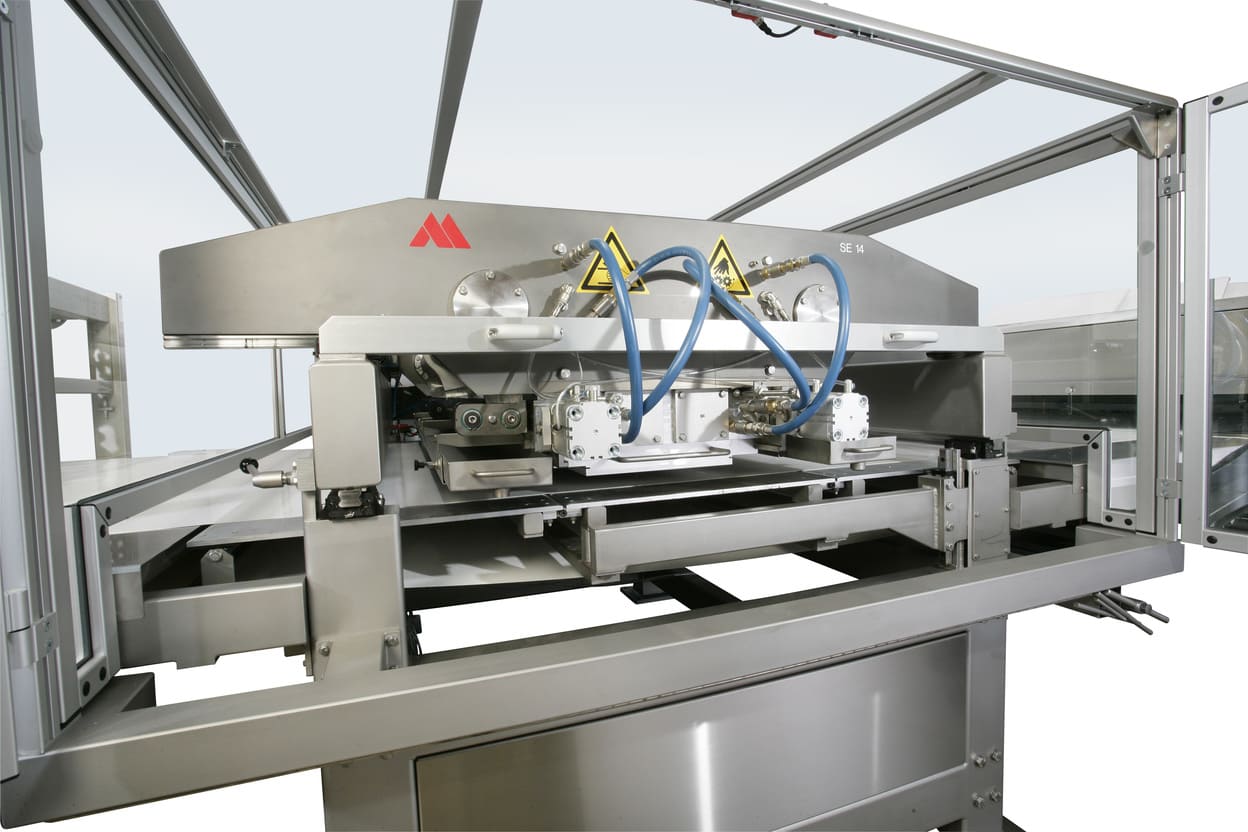 Universal Moulding Line – Versatile Chocolate Solutions by Aasted